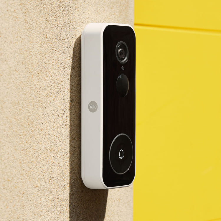 Yale Smart Video Doorbell 1080p Full HD image, live viewing, and night ...