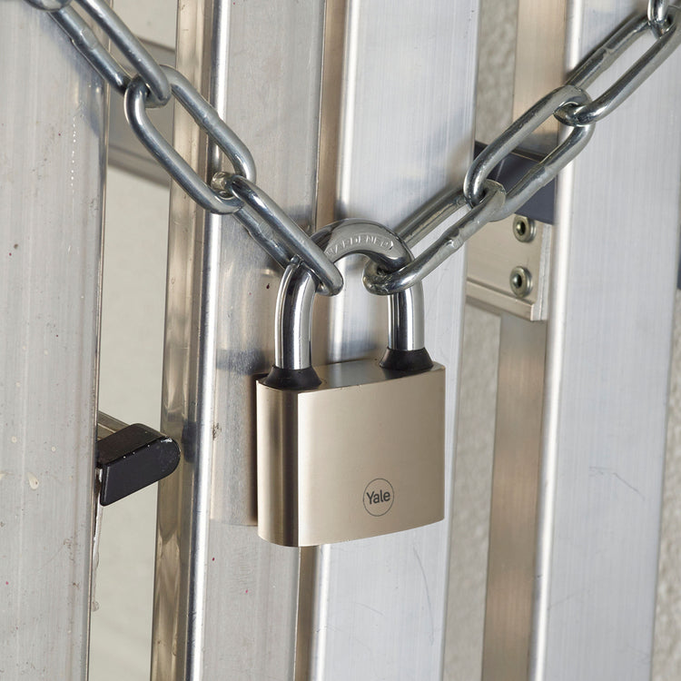 Y112/60/132/1 Yale 60mm Iron Disc Padlock with3 Retaining Keys (Silver ...