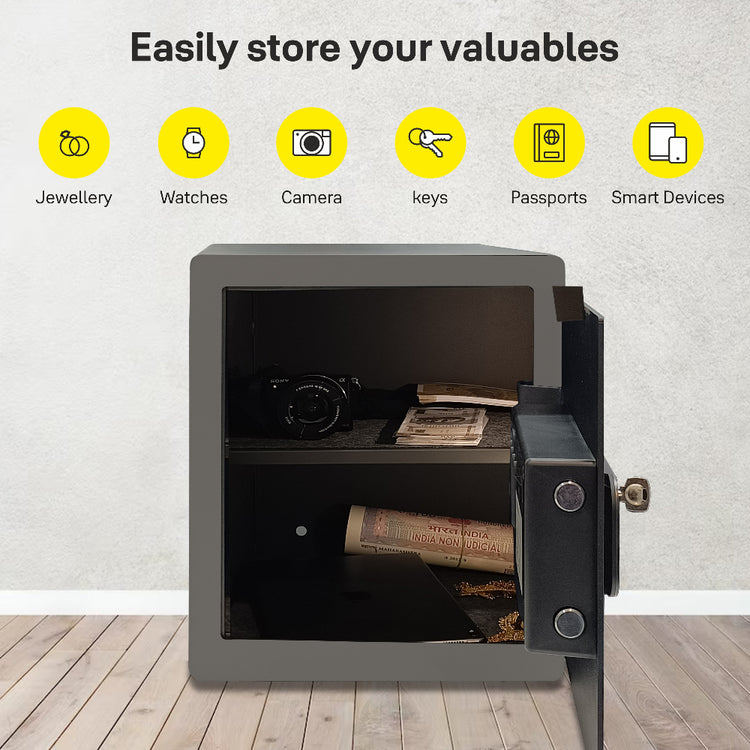 YSFM/400/EG1 Maximum Security Large Digital Locker with Fingerprint an – Yale India