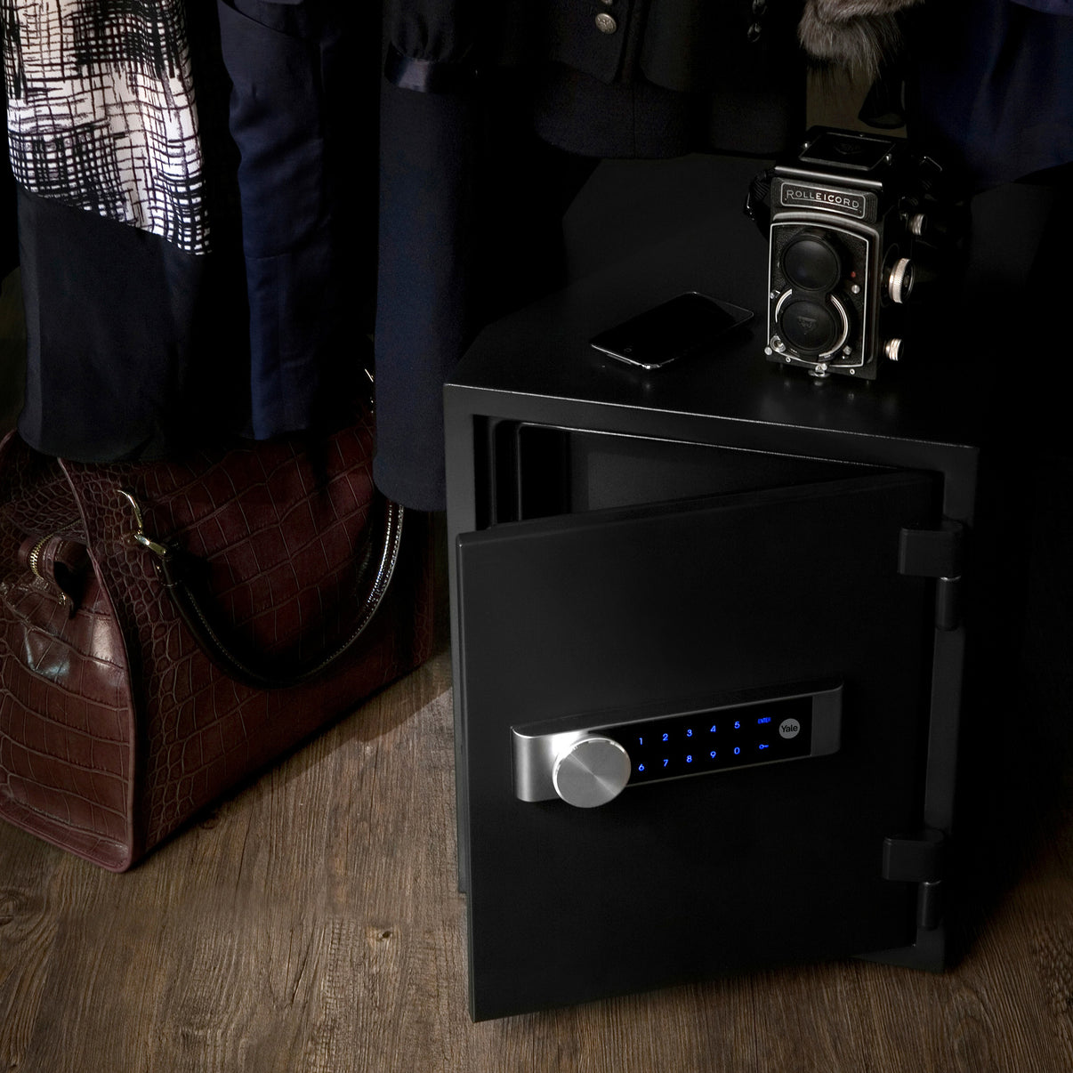 YFM/520/FG2 X-Large Fire Safe Locker (60 minutes) for Home & Office ...